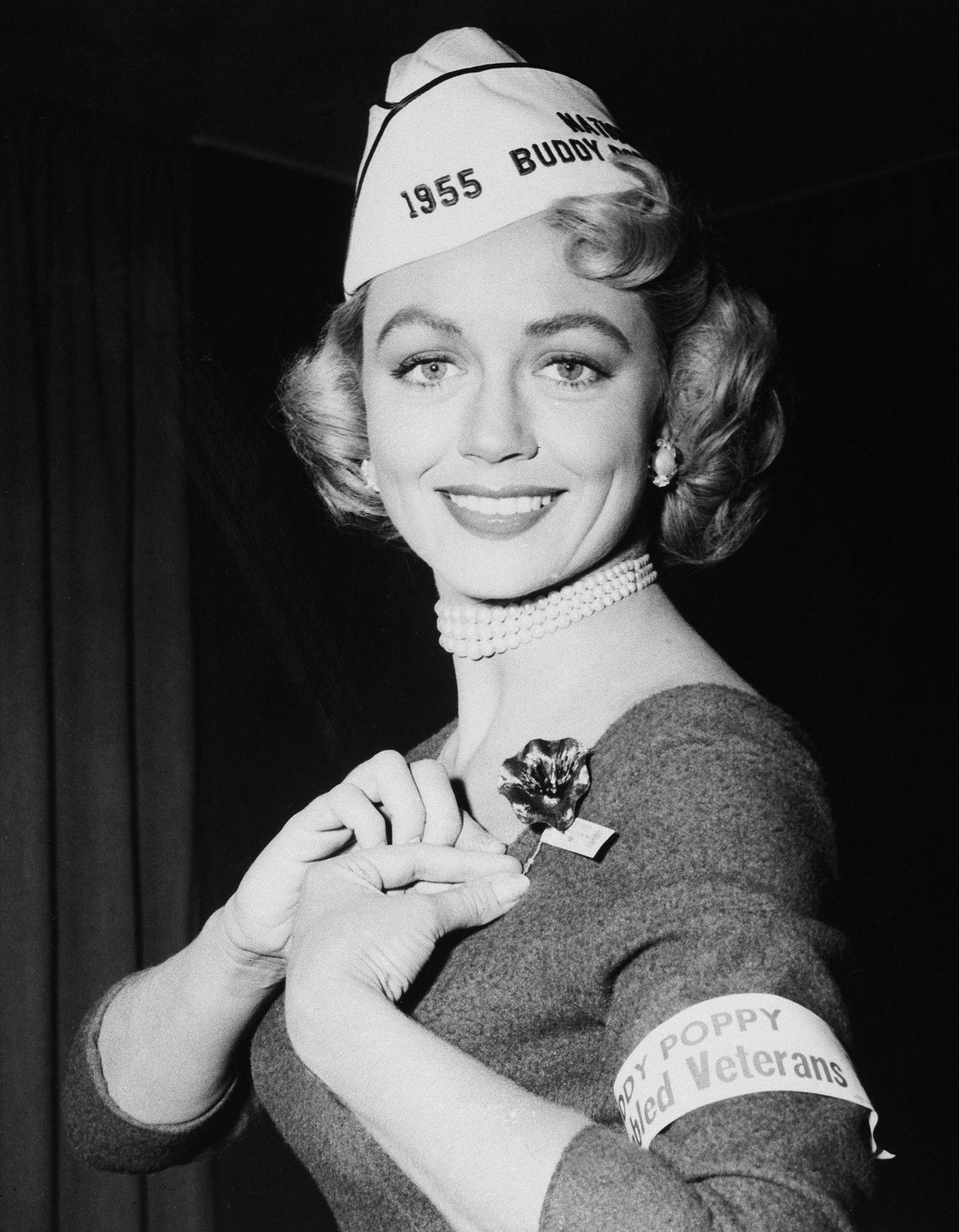 Dorothy Malone: The Glamorous and Talented Actress of Hollywood's ... Dorothy Malone: The Glamorous and Talented Actress of Hollywood's ...
